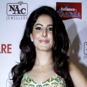 Isha Talwar | Revionz