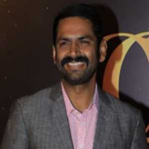 Sharib Hashmi | Revionz