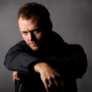 Marton Csokas | Revionz