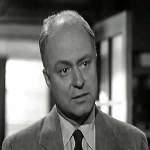 Larry Gates | Revionz