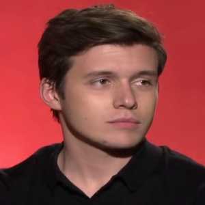 Nick Robinson | Revionz